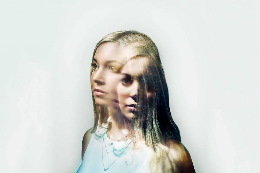 EMMA BRYCE – 神经现实